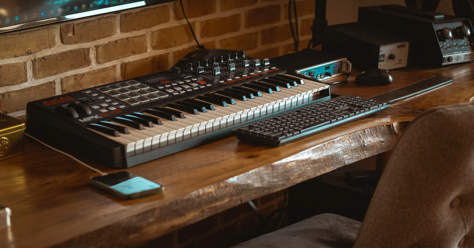 Cómo Montar un Home Studio Asequible con Menos de $350/300€ - MusicaPod